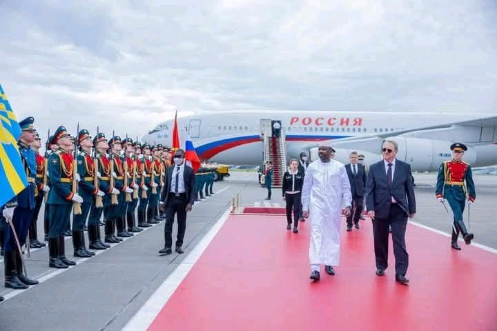 Assimi Goita en visite à Moscou – Sen Humanité